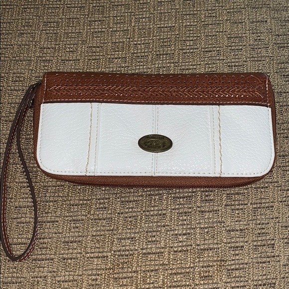 b.o.c. | Bags | Boc White And Brown Leather Wristlet Wallet | Poshmark